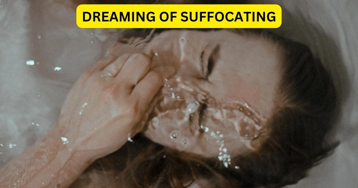 Are Dreaming Of Suffocating Episodes Common In Sleep Cycles?